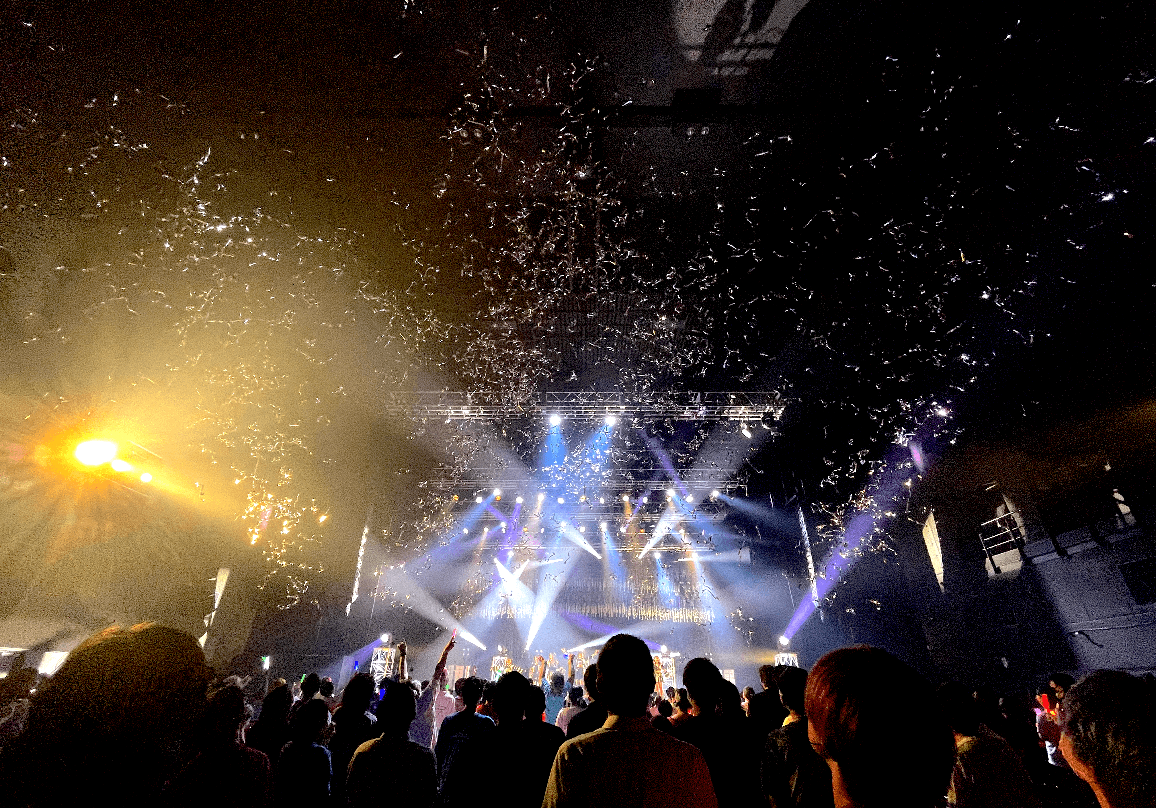 戦国アニマル極楽浄土、Zepp満員御礼！来年はEX THEATER ROPPONGI単独公演！ – dot yell web – エンタメ情報を毎日お届けするWEBメディア