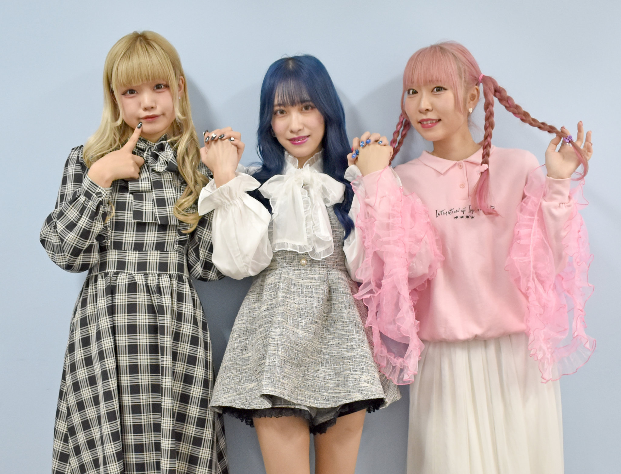 アニメ化を目標に掲げるyoumenosayの2ndシングルは戦隊モノ×魔法少女！ 次元の壁と戦う主人公の3人にインタビュー – dot yell web – エンタメ情報を毎日お届けするWEBメディア