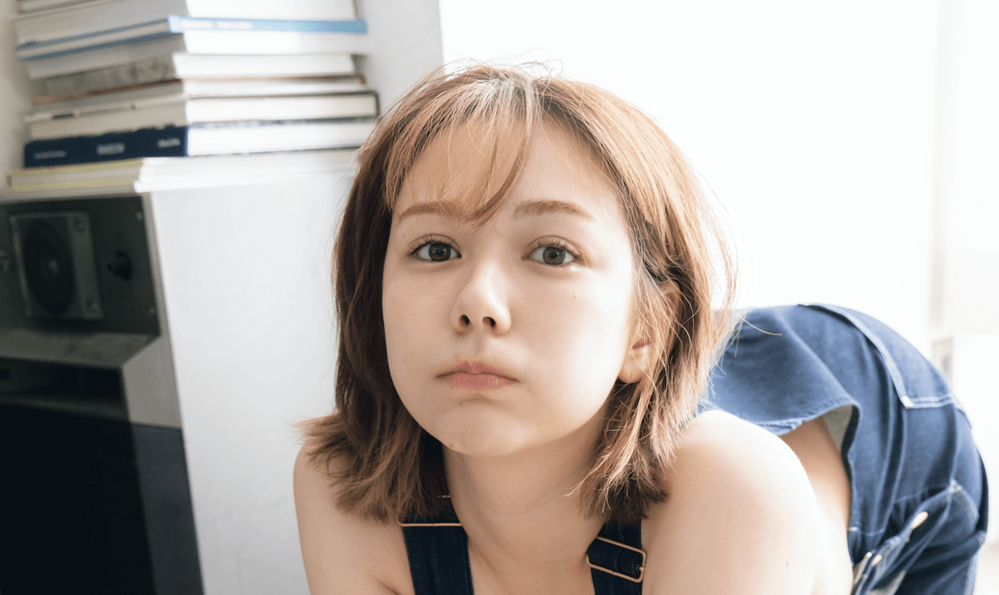 「びびぐら 村重杏奈」重版決定！売れ行きも村重も、超絶・絶好調♡ | dot yell web - エンタメ情報を毎日お届けするWEBメディア