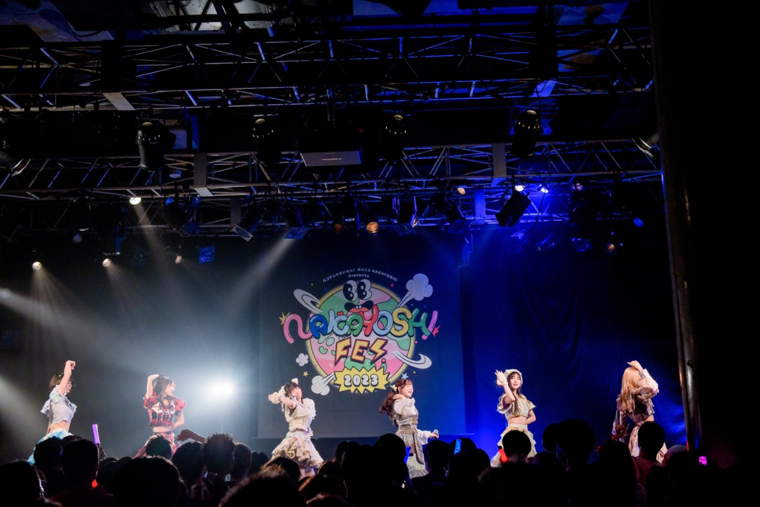 『アンスリューム』NAKAYOSHI FES. 2023 リアルタイムフォトレポ📸 – dot yell web – エンタメ情報を毎日お届けするWEBメディア