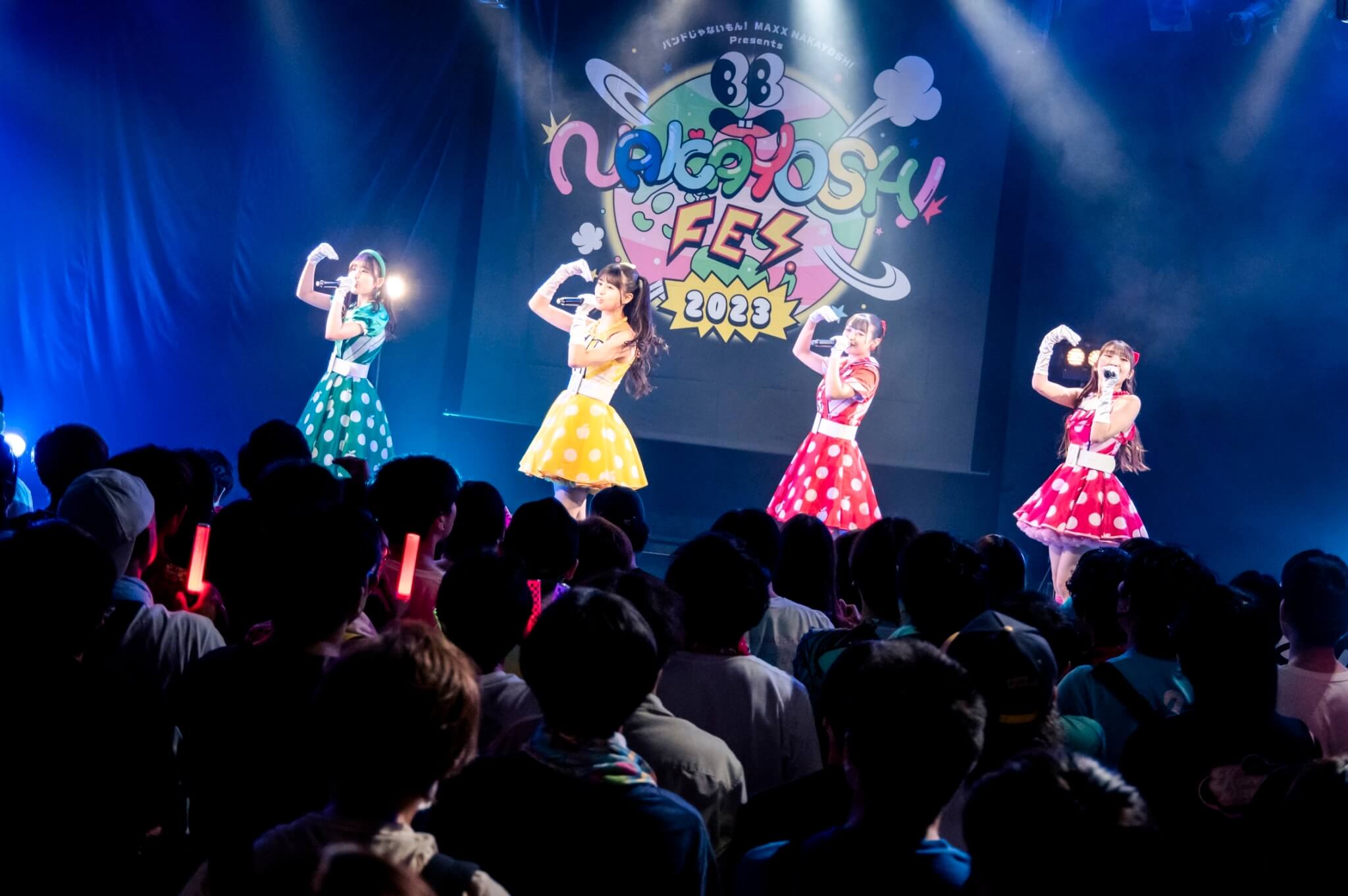 『りんご娘』NAKAYOSHI FES. 2023 リアルタイムフォトレポ📸 | dot yell web - エンタメ情報を毎日お届けするWEBメディア